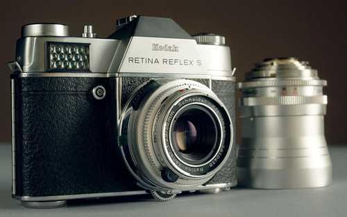 Зеркальный фотоаппарат Kodak Retina Reflex S