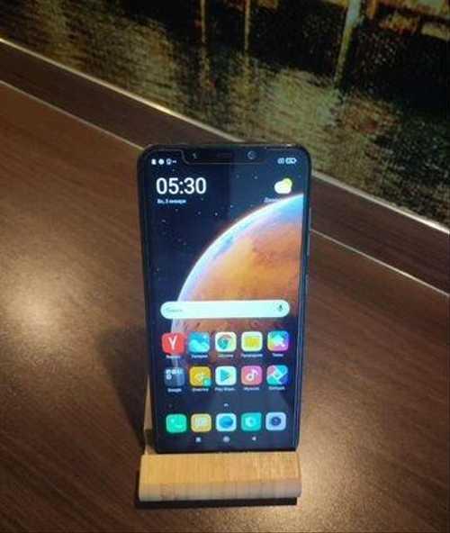 Смартфон Xiaomi Pocophone F1 6/64