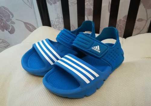 Сланцы Adidas