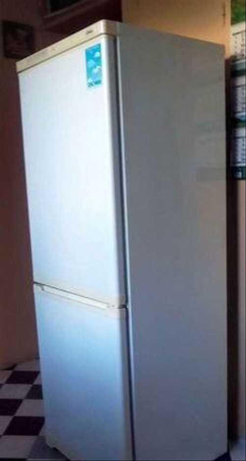 Холодильник Stinol 107el No Frost