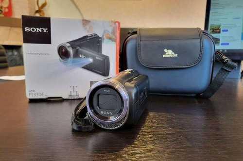 Видеокамера Sony PJ330E со встроенным проектором