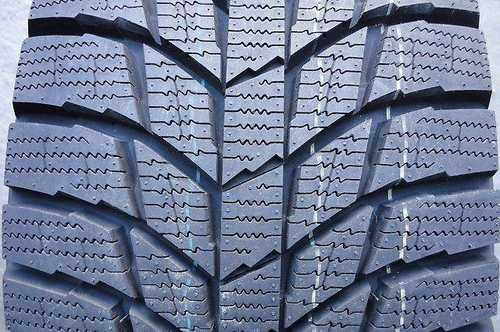 205/50R17 (PL01) Triangle новые