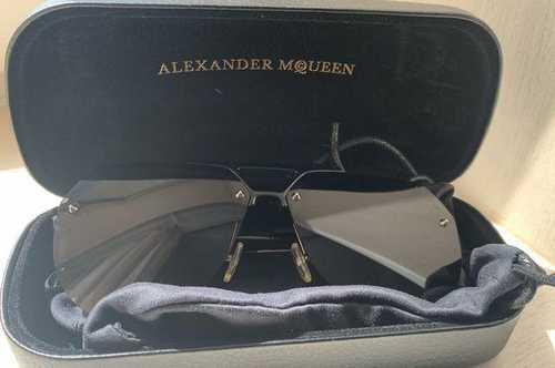 Солнцезащитные очки Alexander McQueen AM0139S 002