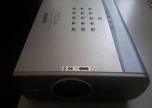 Продам проектор Sanyo PLC-SU20E PRO-X Multimedia