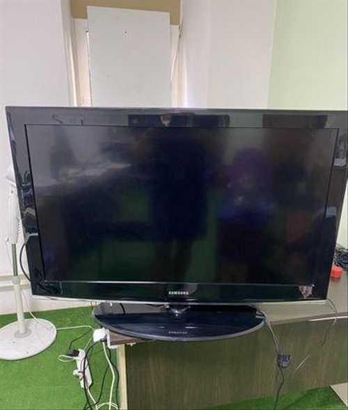 ЖК телевизор Samsung LE40A450C2