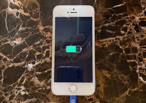 iPhone 5s Gold 32 GB model A1530 LTE