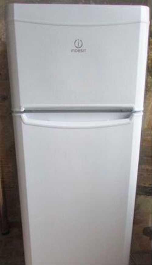 Холодильник Indesit T14R.024