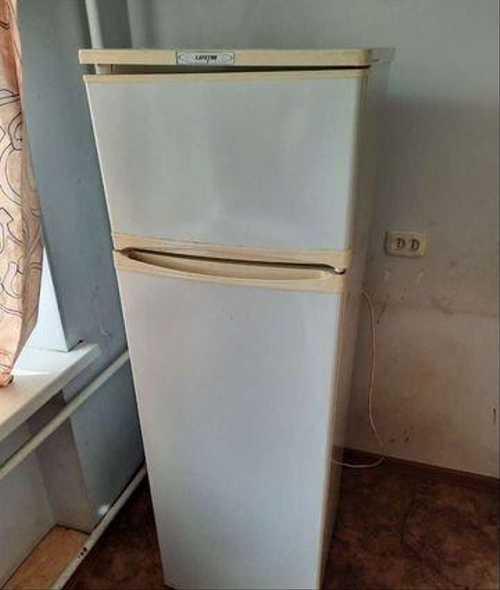 Холодильник Саратов 263