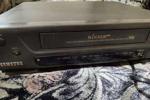 VHS видеомагнитофон Samsung