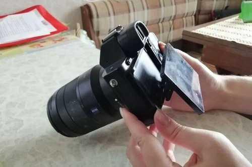 Фото/видео камера Sony a7s с объективом Sony Carl