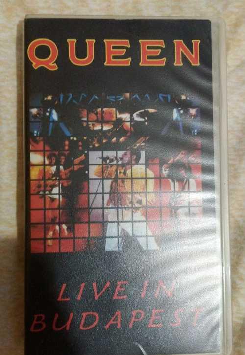 Фирменная VHS кассета Queen - Live in Budapest 86