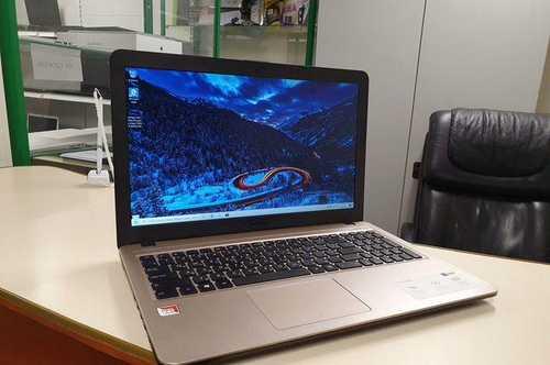 Ноутбук HP 15,6-Full-HD AMD A4-9125 SSD-256gb