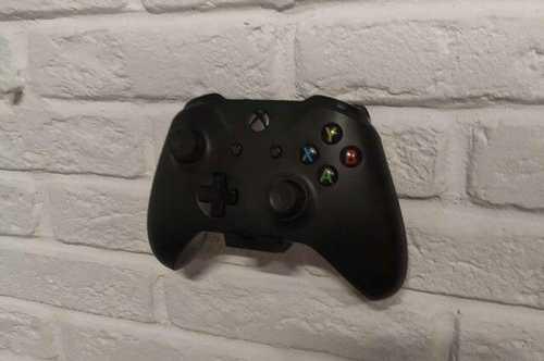 Крепления на стену геймпада Xbox One