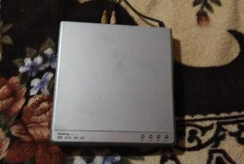 DVD плеер Elenberg dvdp-2407