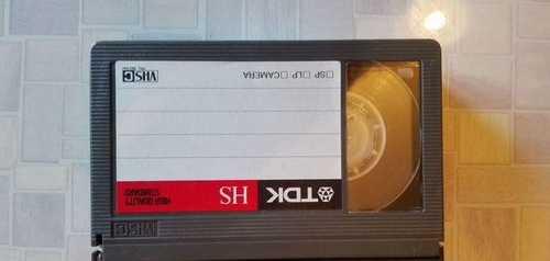 Видеокассета VHS-C TDK