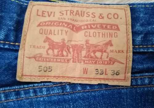 Продаю джинсы levi. S
