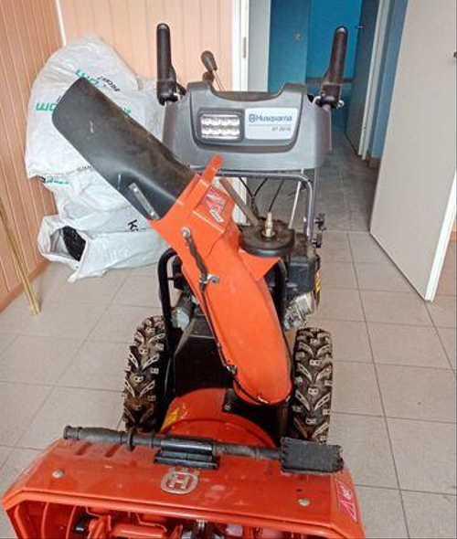 Снегоуборщик бу Husqvarna ST261E