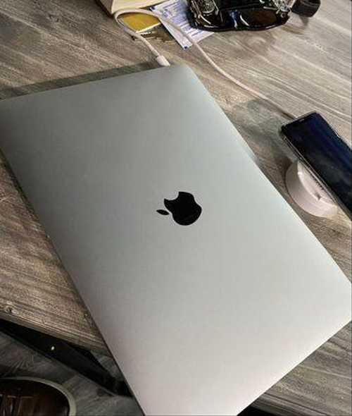 Apple macbook pro 13 2017