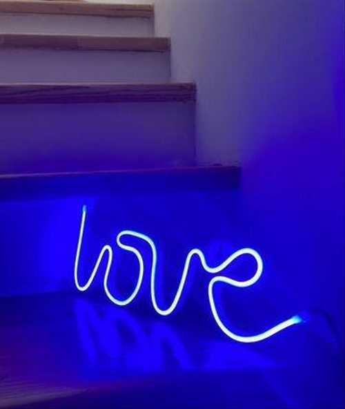 Неоновая вывеска, надпись Love (синяя)