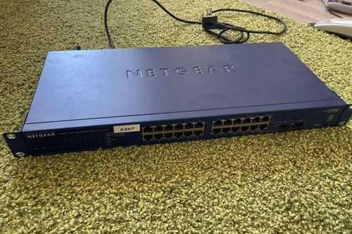 Сетевой коммутатор Netgear GS724T V3