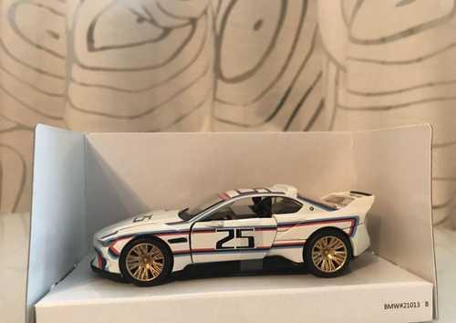 Модель автомобиля BMW 3.0 CSL White Масштаб: 1:43