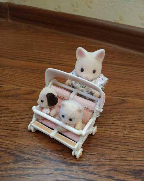 Коляска для двух малышей Sylvanian families