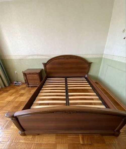 Спальный гарнитур: кровать,шкаф, тумба