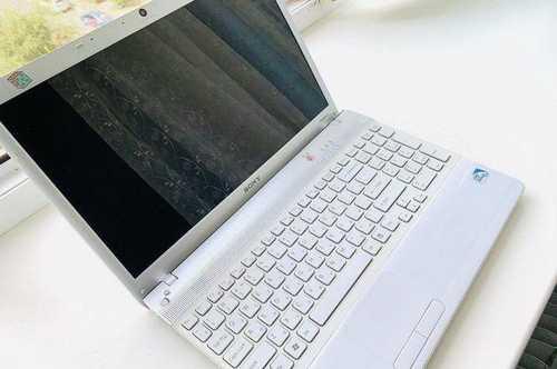Ноутбук sony vaio i3