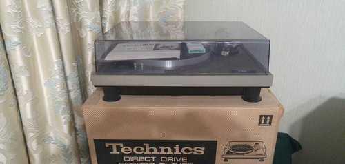 Проигрыватель винила Technics SL 55. Комплектация