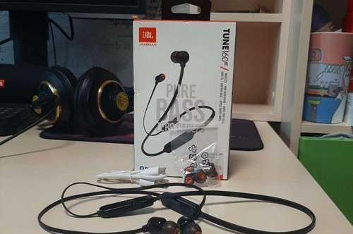 Беспроводные наушники jbl tune160bt как новые