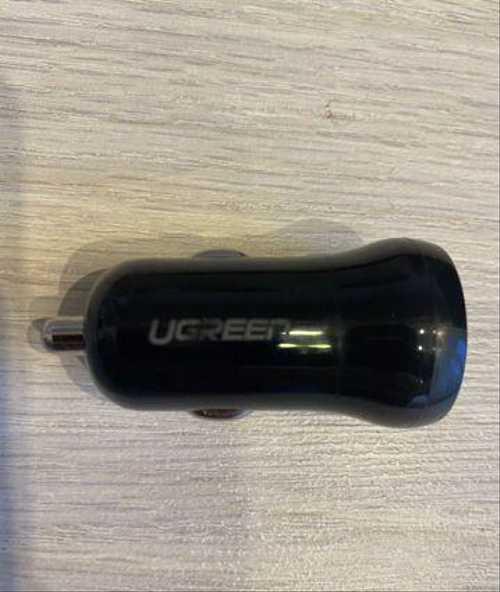 USB зарядка Ugreen в автомобиль