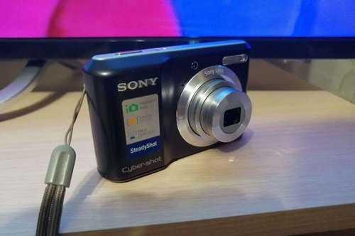 Цифровой фотоаппарат Sony cuber-shot 2000