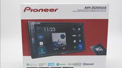 Автопроигрыватель Pioneer AVH-Z5200BT