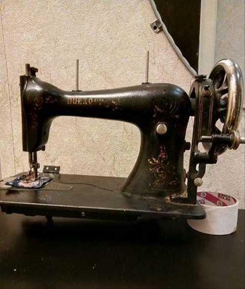 Старинная швейная машина Durkopp