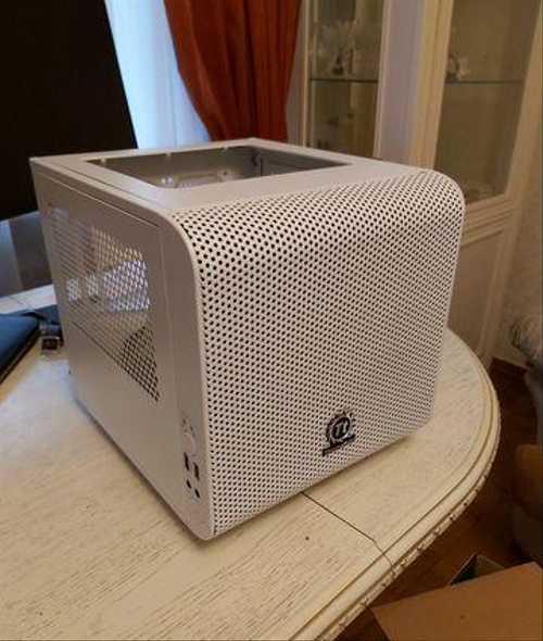 Мини корпус thermaltake white для пк