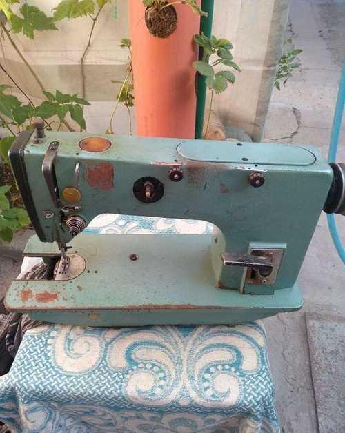 Швейная машина промышленная 1022кл