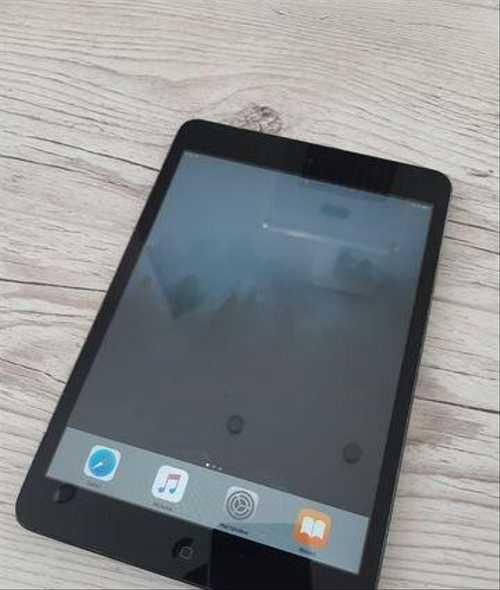 Apple iPad 1 mini 16Gb wi-fi model a1432