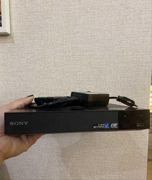 Проигрыватель Blu- Ray DVD player sony