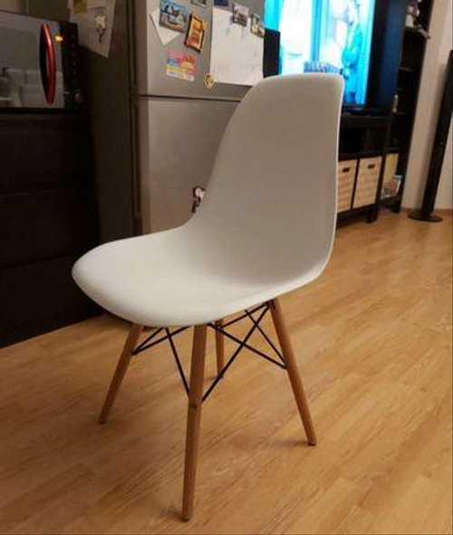 Стул eames 3 штуки