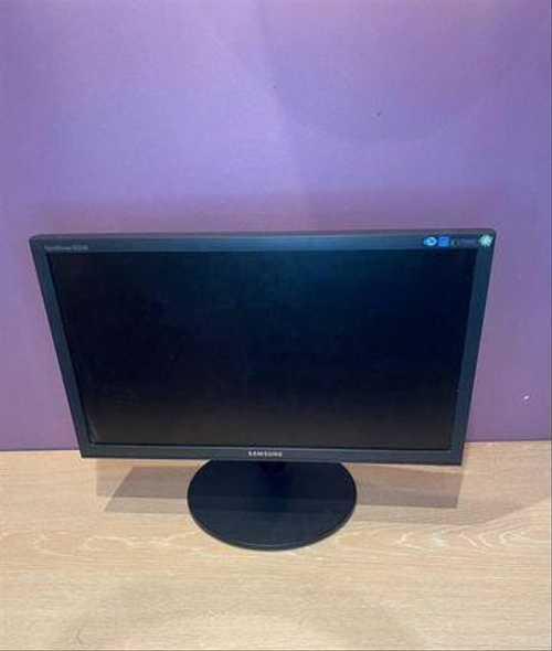 Монитор Samsung 22" B2240