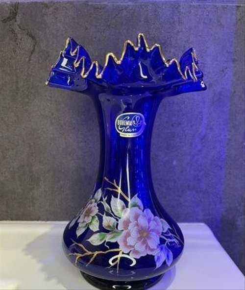 Изящная миниатюрная ваза кобальтовое стекло