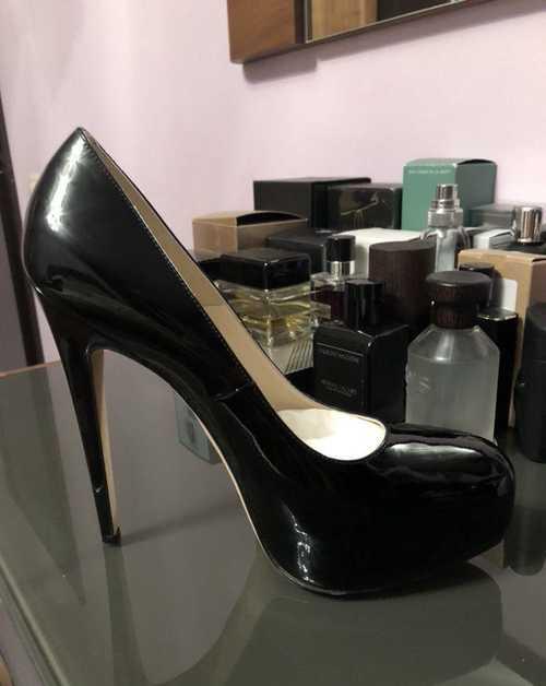 Туфли новые оригинал Brian Atwood