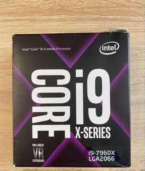 Процессор Intel Core i9-7960X 16-ядерный LGA2066