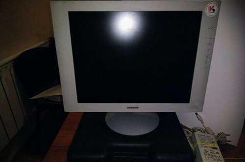 Монитор TFT 15" Sony SDM-S51 /1024x768