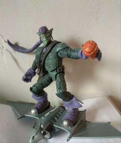 Фигурка marvel legends green goblin зелёный гоблин