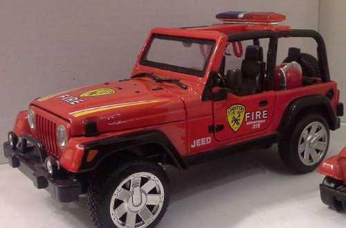 Модель Jeep Wrangler 1:24