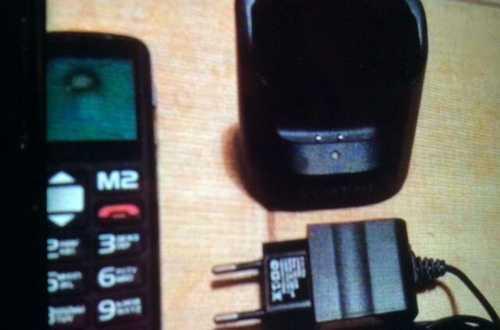 Мобильный кнопочный телефон voxtel BM 30