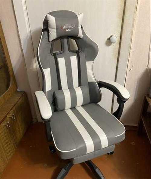 Игровое комьютерное кресло