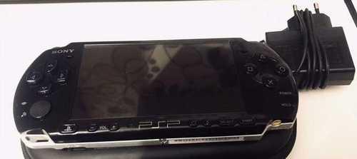 Sony playstation portable 3008 (PSP)