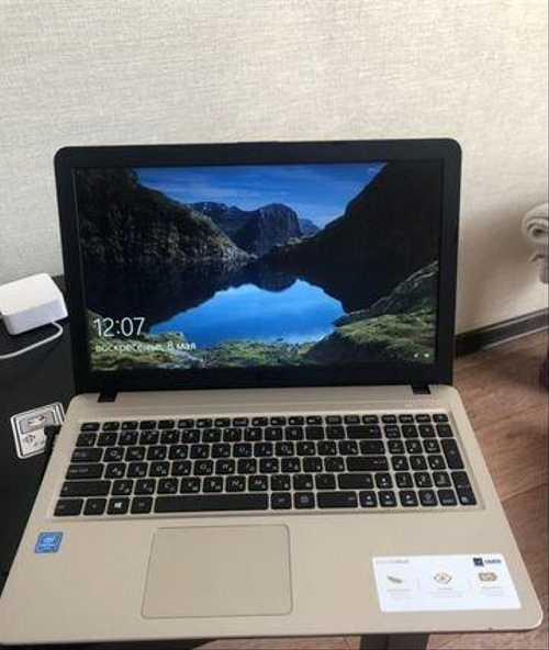 Ноутбук asus VivoBook 15 D540N черный